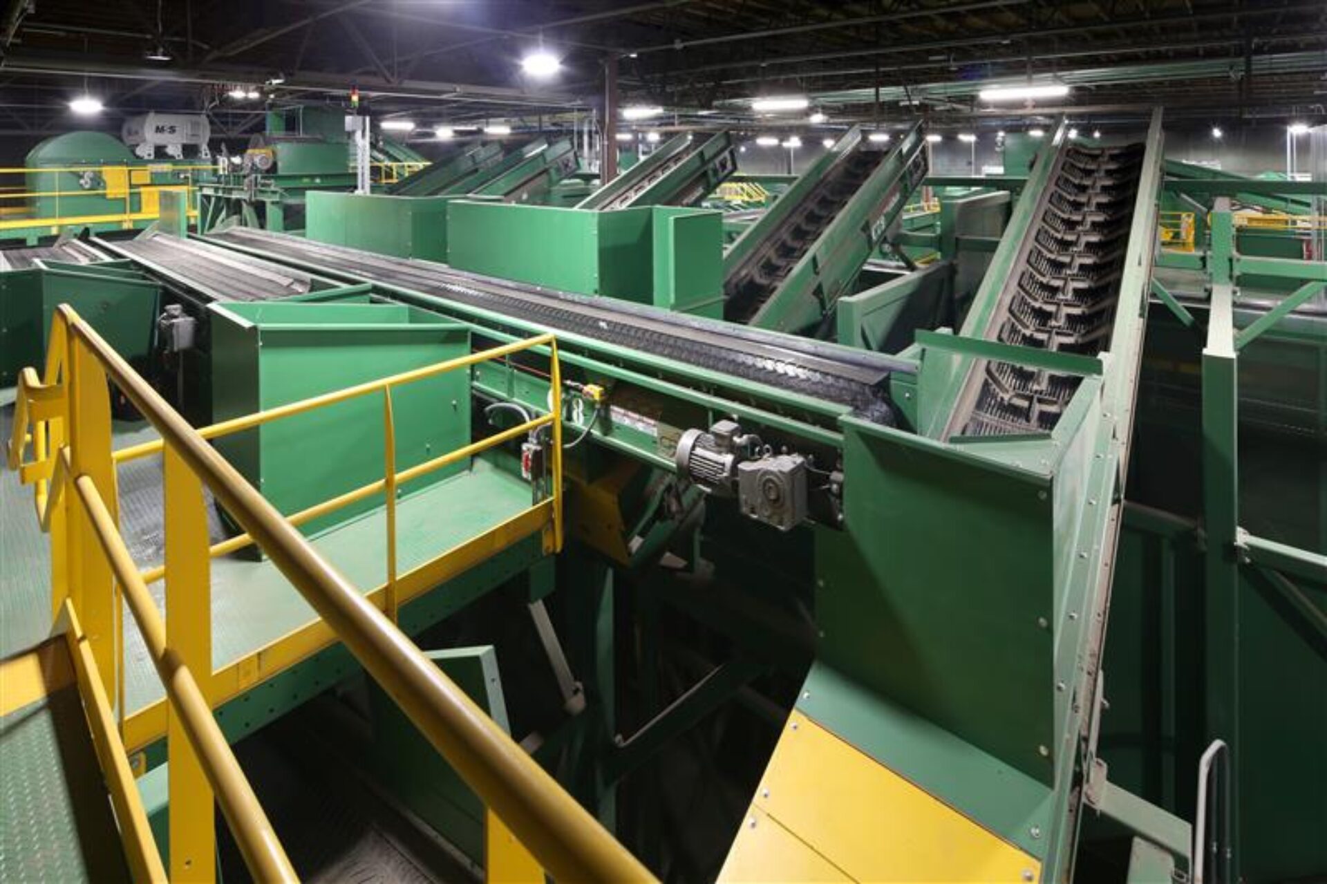 Recycling Conveyor - Material Recovery Conveyor -CP Group